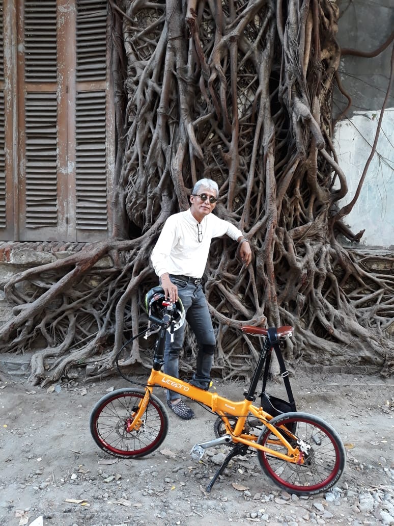 NEGERI DIAMUK BADAI API - POTRET Online